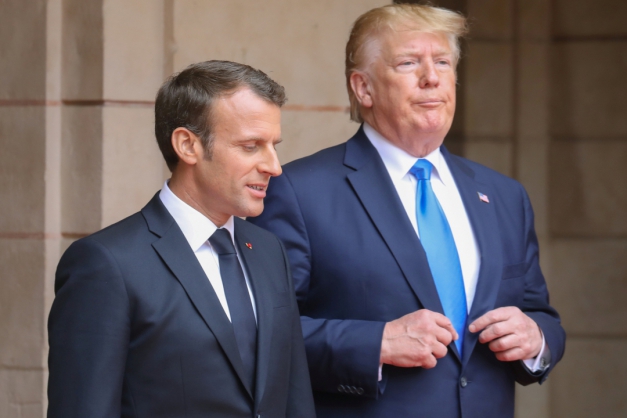 Trump acusa Macron de enviar "sinais ambíguos" ao Irã