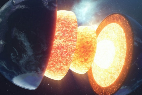 Pesquisa indica que núcleo interno de ferro da Terra está crescendo de ...