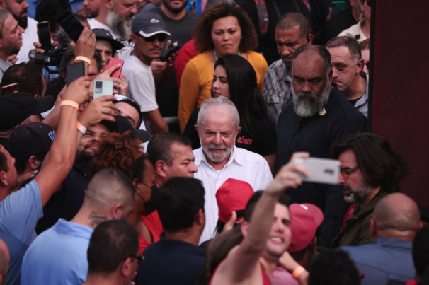 Lula destaca importância do combate à fome e da geração de empregos