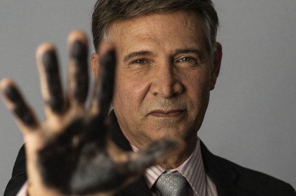 Crítica - ‘Eike’: a biografia que mostra o ‘x’ da questão