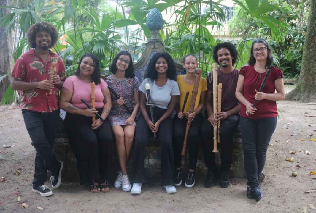 Rumo aos EUA, Som Doce da Grota faz concertos com convidados em Niterói